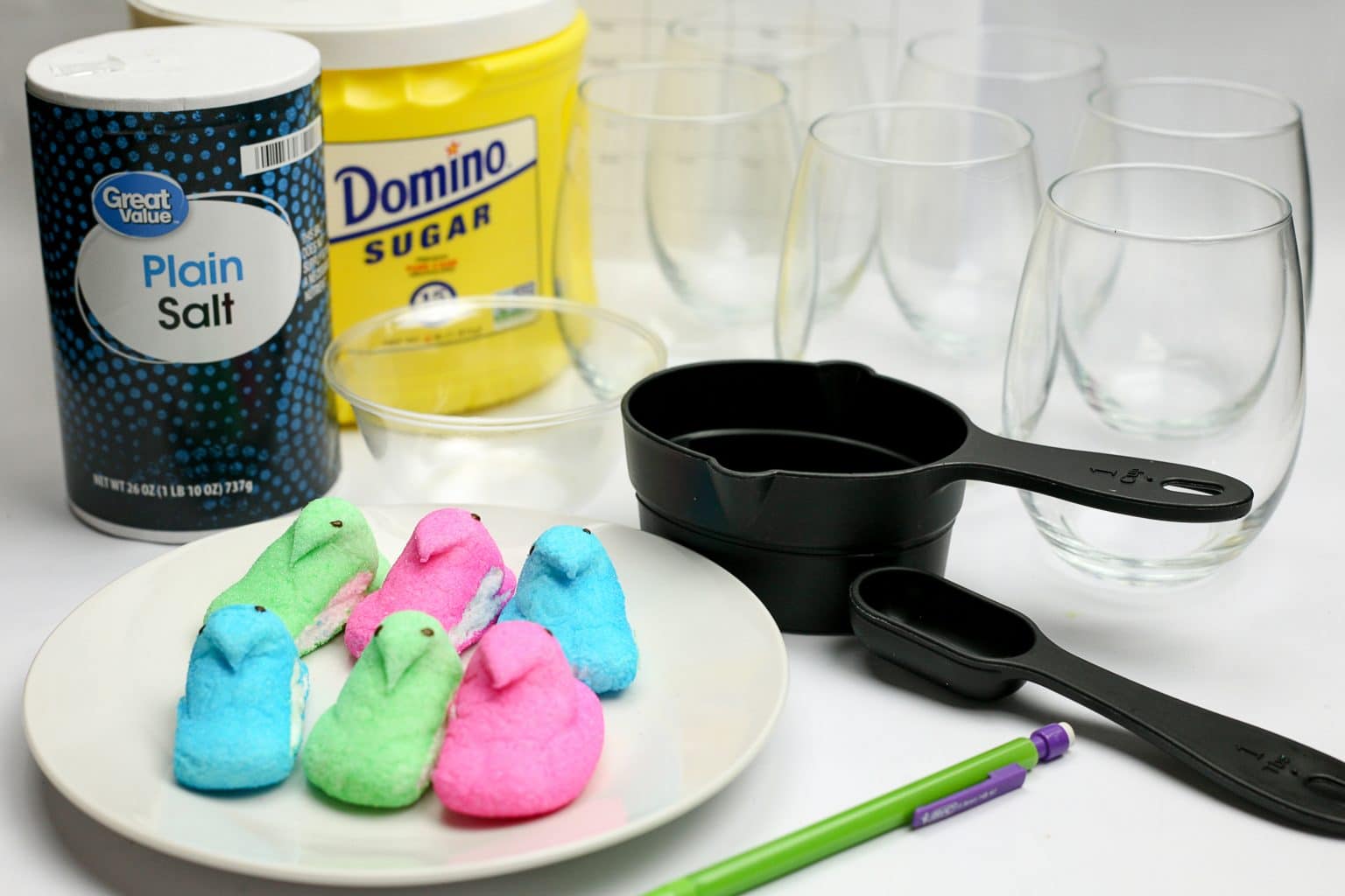 Colorful Dissolving Peeps Science Experiment