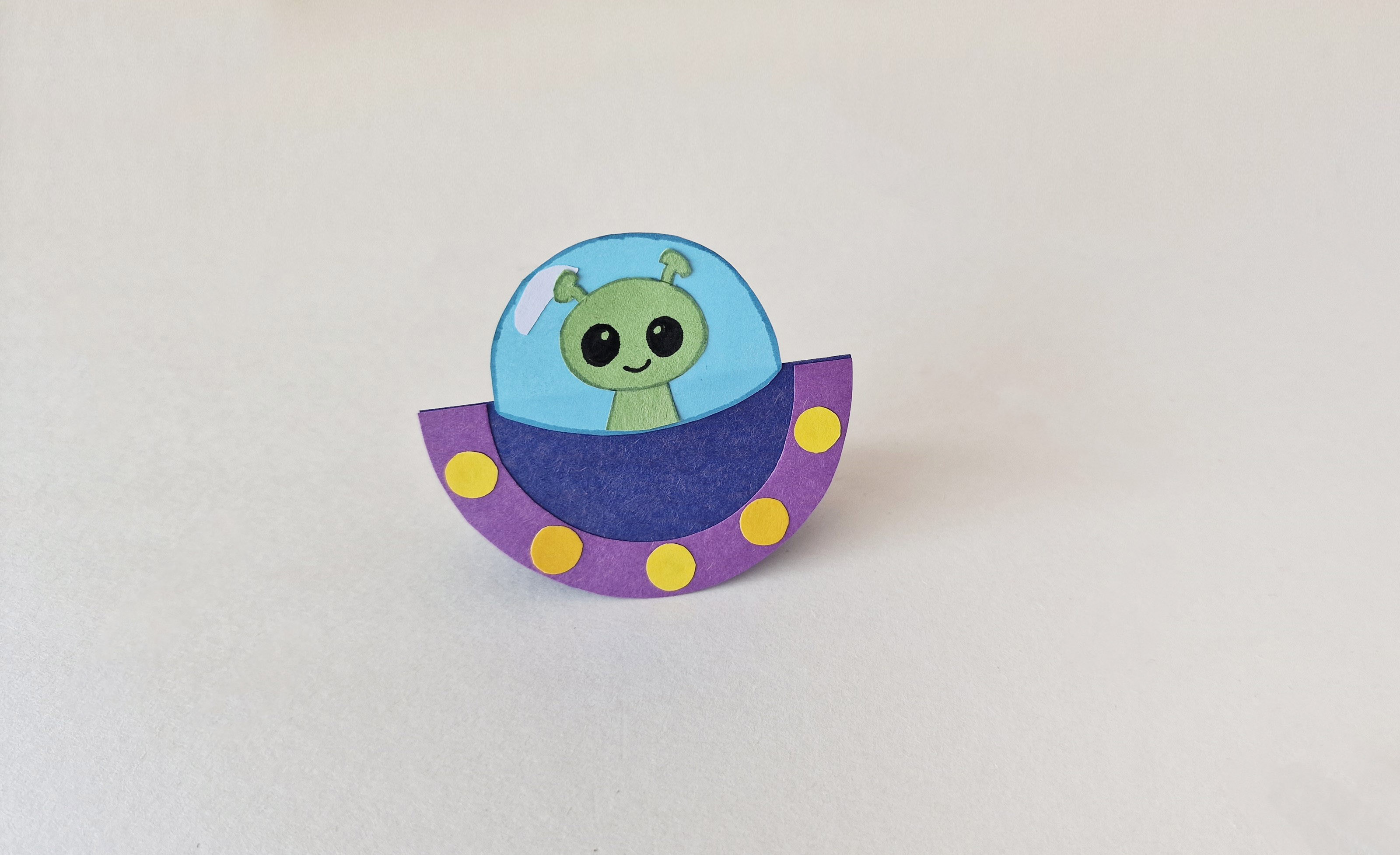 Rocking UFO Craft